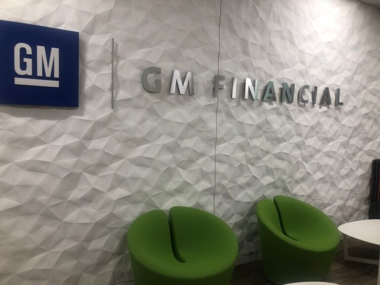 GM Financial Teléfono Servicio al Cliente en Español: USA, México y Más